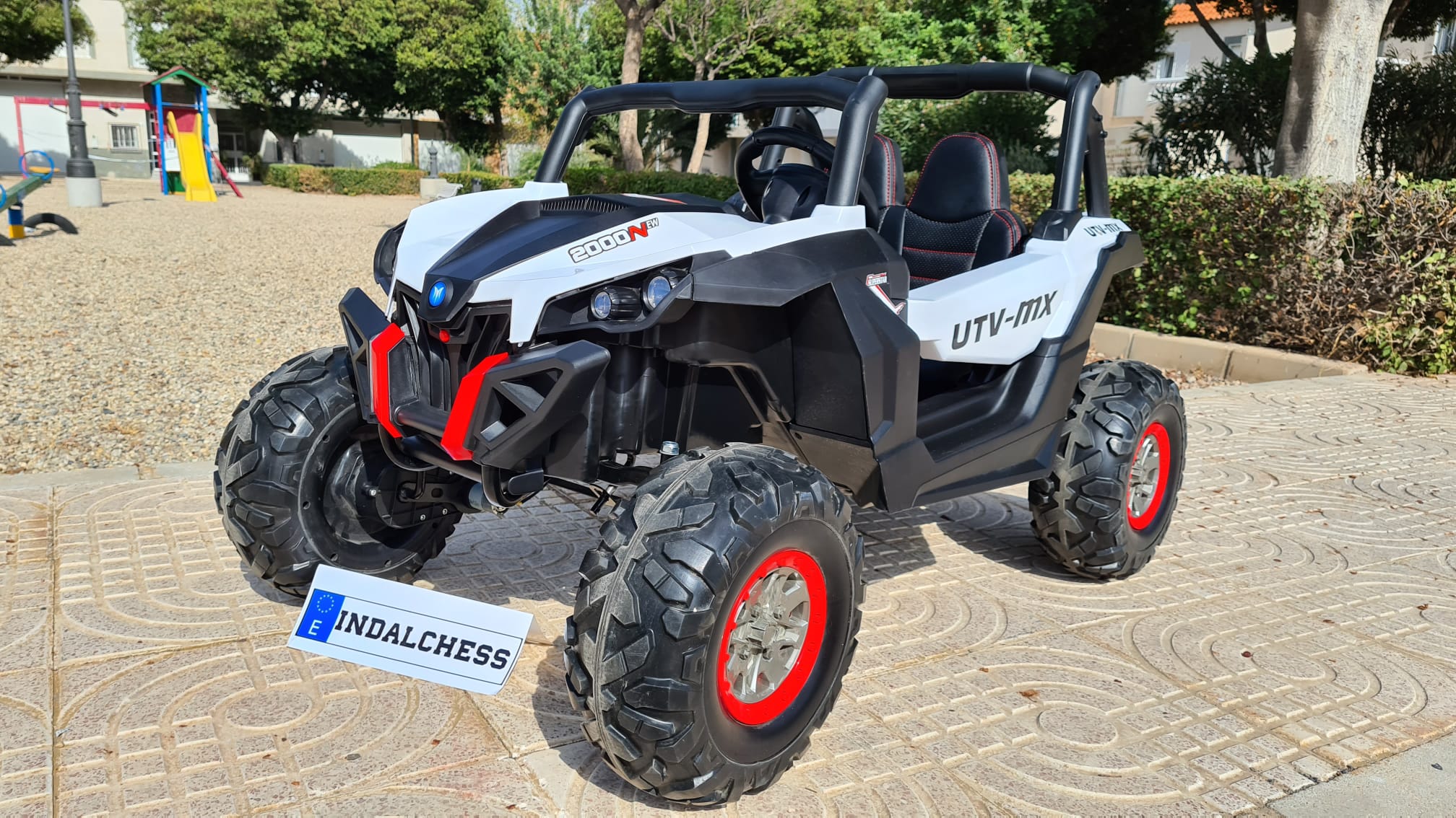 VENTA BUGGY 4 MOTORES Y 2 PLAZAS - BLANCO - PANTALLA MP4!! LEXMX3291 ...