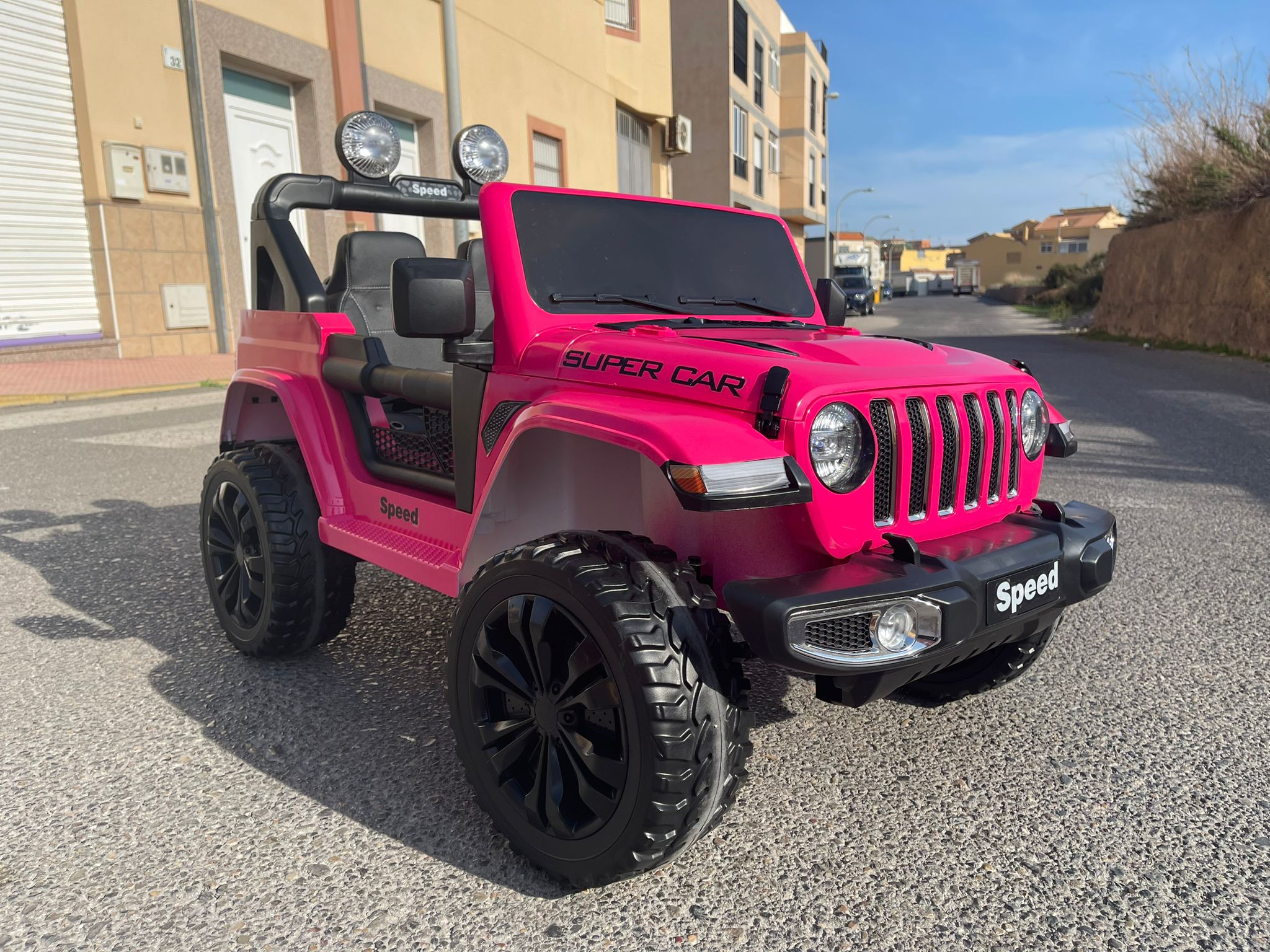 Coche TODOTERRENO JEEP RUBICÓN Style 12V ROSA, Mando RC, PLAZA Y MEDIA ...