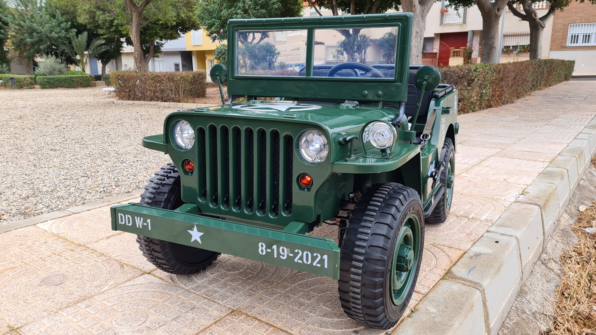 Jeep Army militar willys, 4 MOTORES 12V Y 40W, eva, cuero, RC 2.4ghz, 3 ...