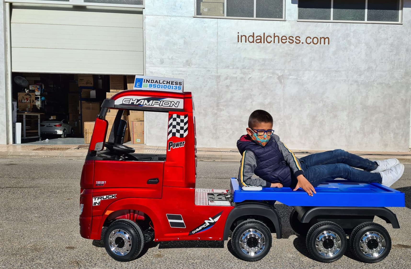 REMOLQUE PARA CAMIÓN ACTROS 4X4 INFANTIL DE 12V COLOR AZUL - LE7710 ...