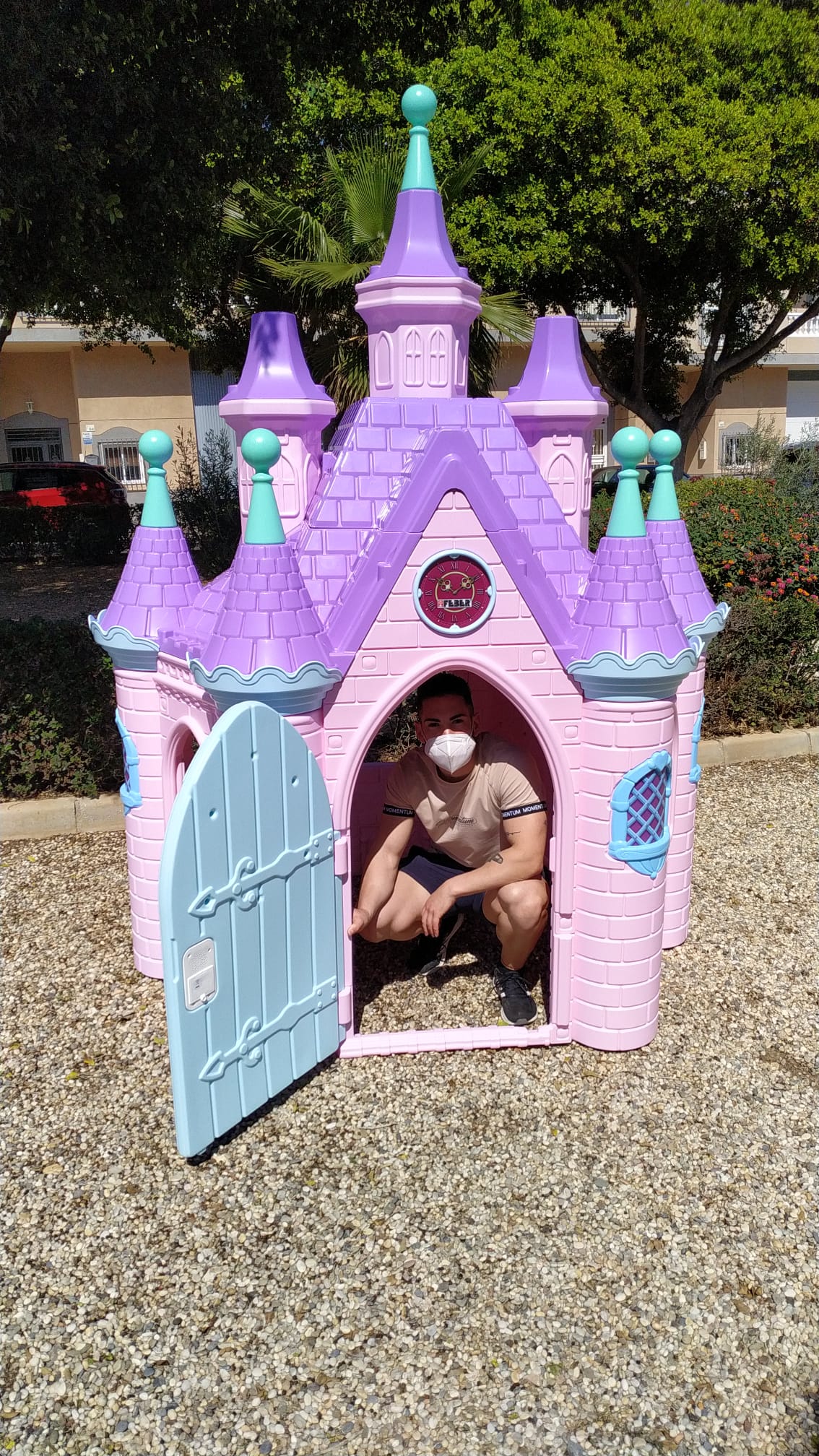 Super palacio Princesas Disney, Coches eléctricos y motos para niños a ...